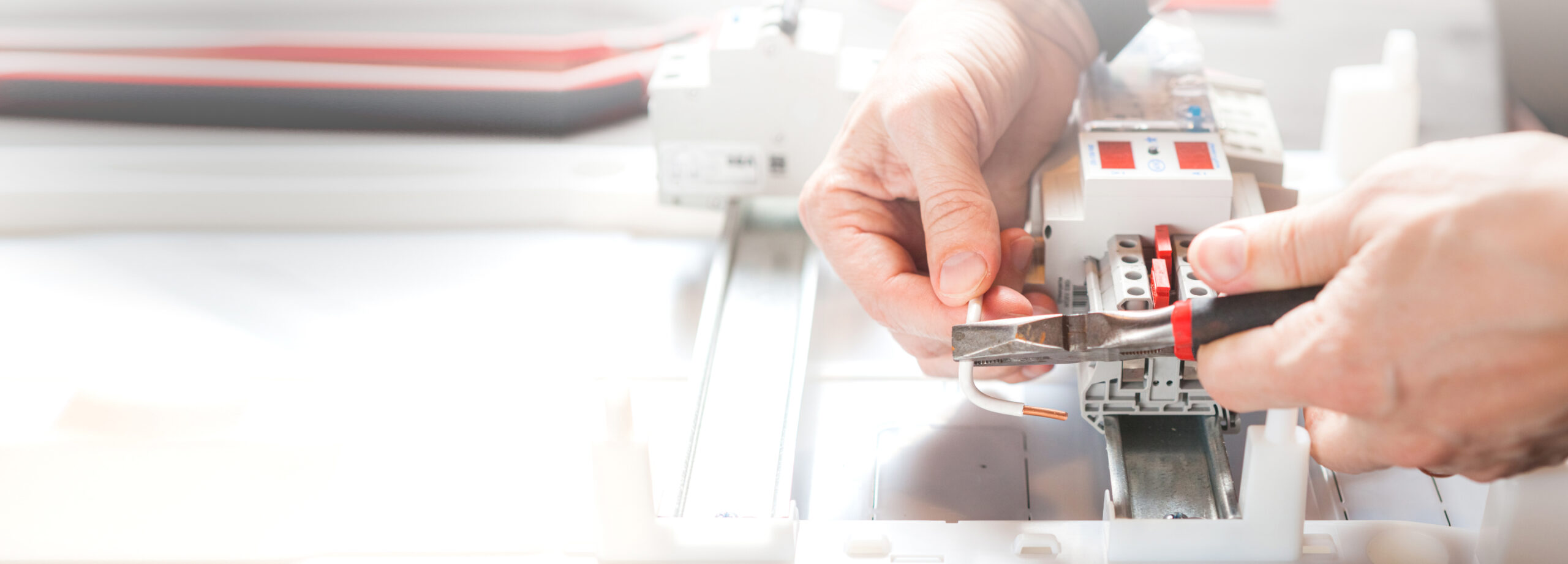 Circuit Breaker Repair Singapore - Just Clean Lah Professional Service